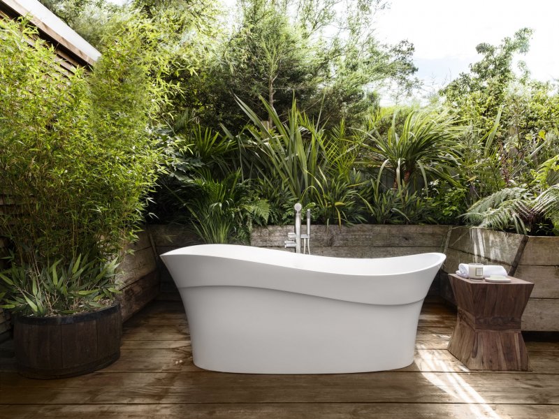 Nature Calls: 5 Ways to Create a Luxurious Outdoor Bathroom - Creativehomex