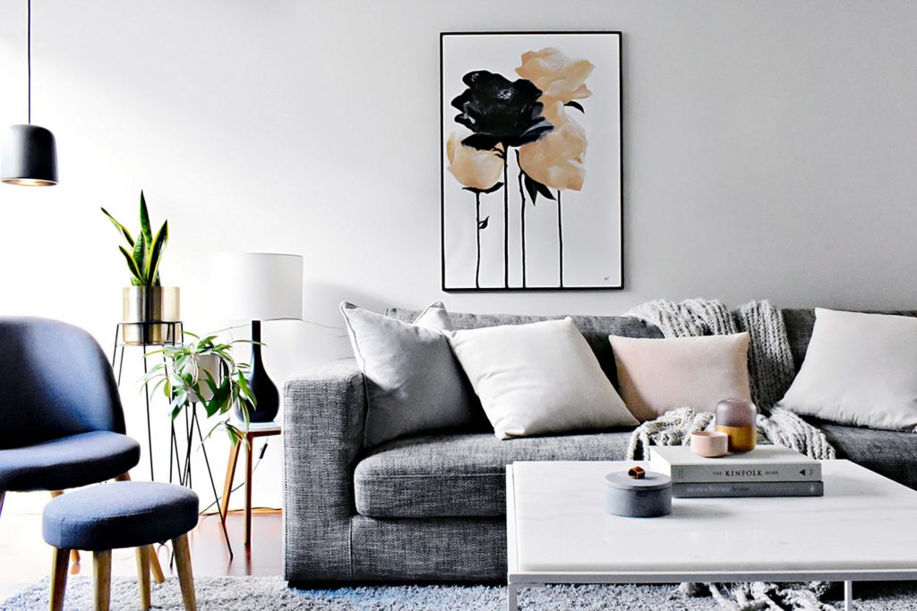 Pretty as a Picture: 14 Ways to Display Art at Home - Creativehomex
