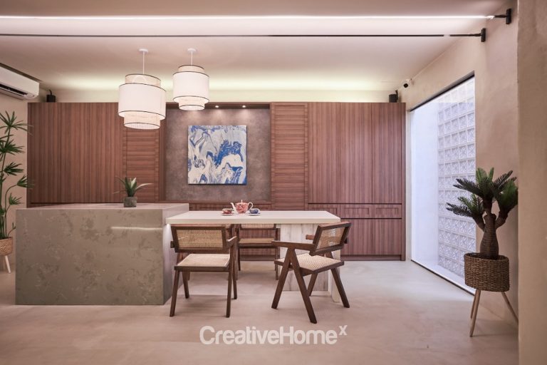 Oriental Inspiration Enlivens This Lifestyle's Office's Wabi-Sabi ...